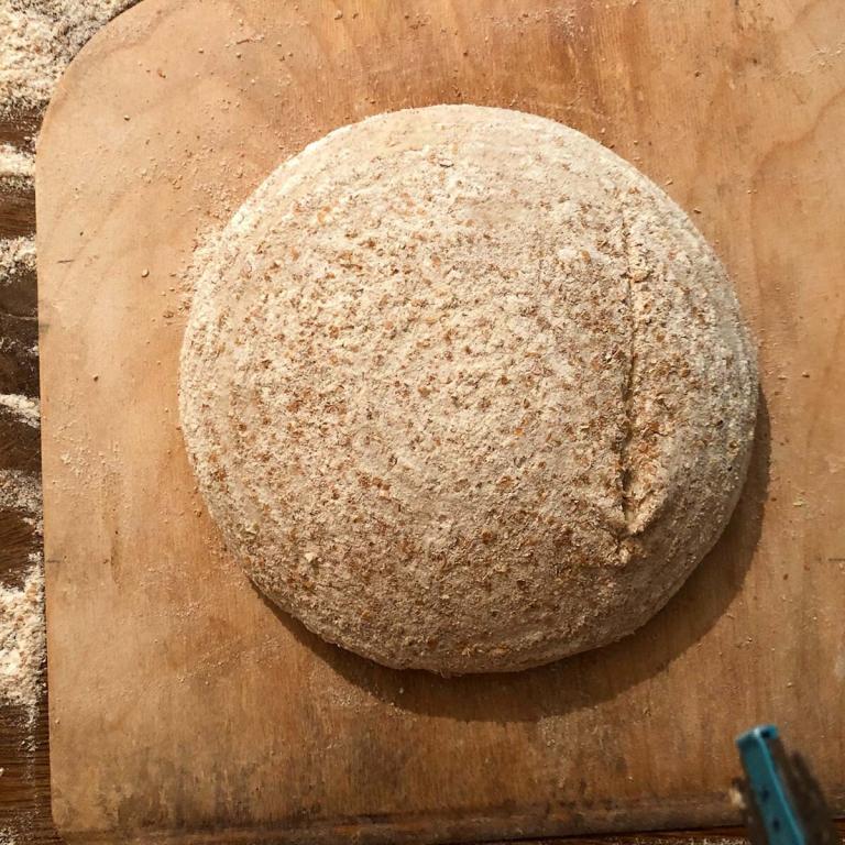 Scoring Bread – How To Score Bread Like A Pro!