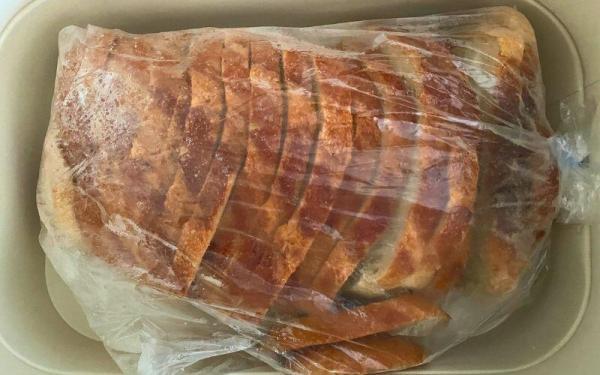 Best Way To Defrost Bread | What's The Right Method?